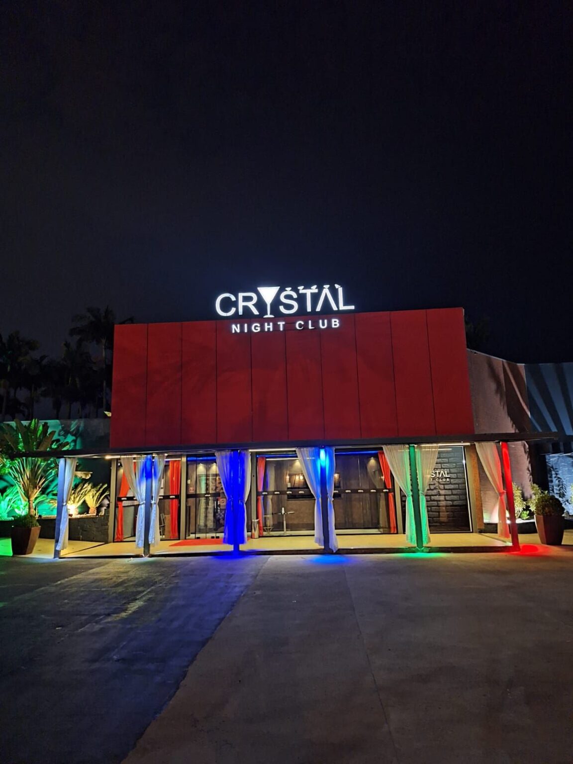 Sobre – Crystal Night Club